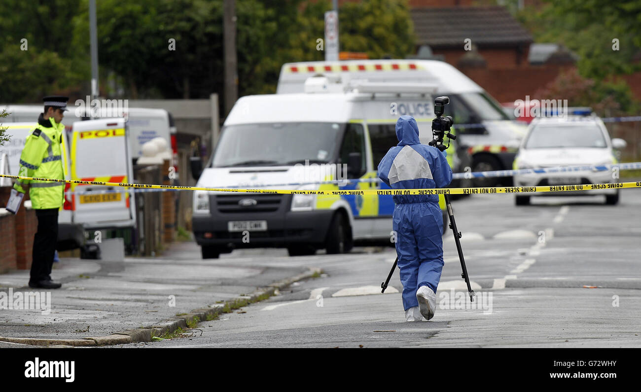 Merseyside police officer hi-res stock photography and images - Alamy