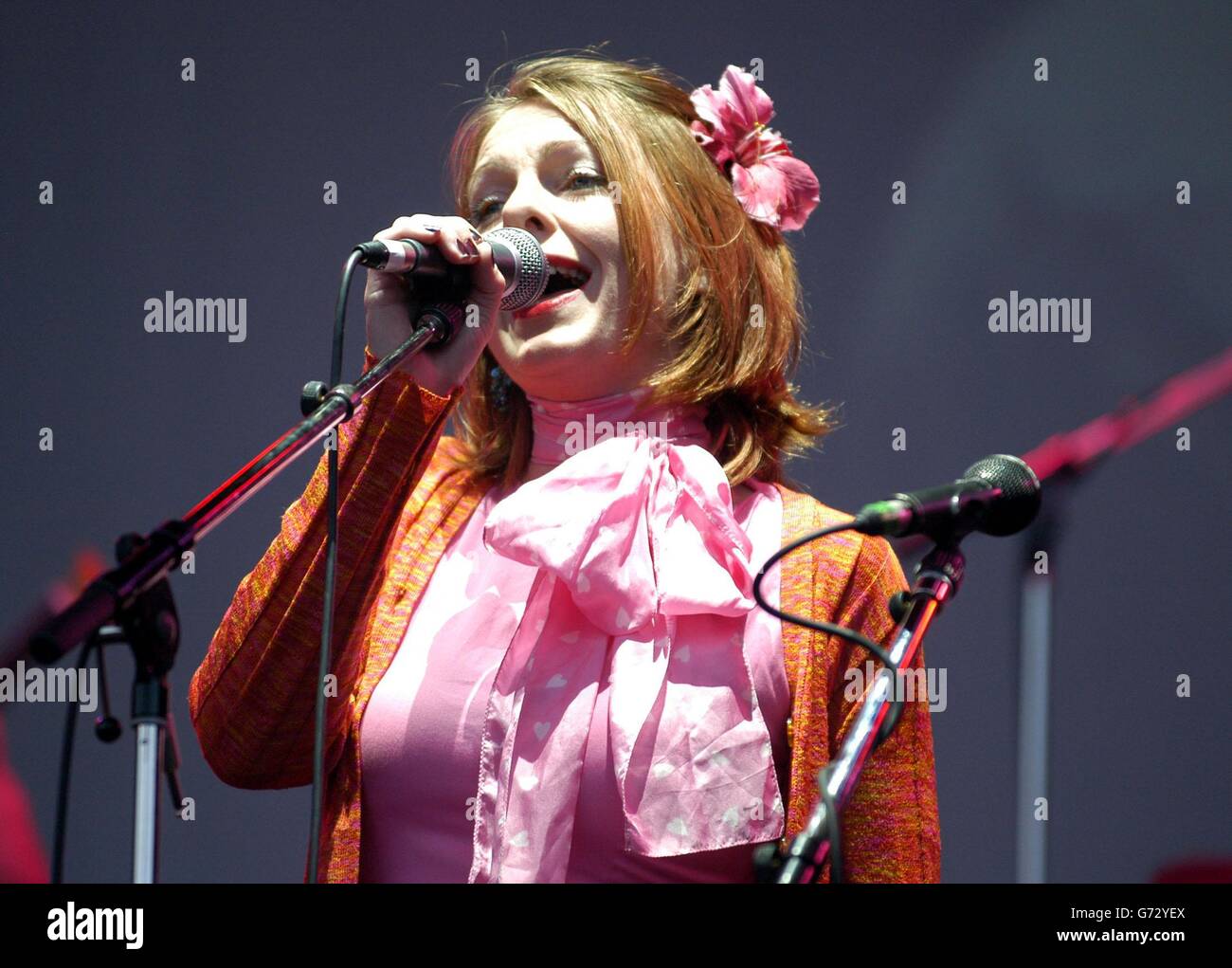 Sam brown singer hi-res stock photography and images - Alamy