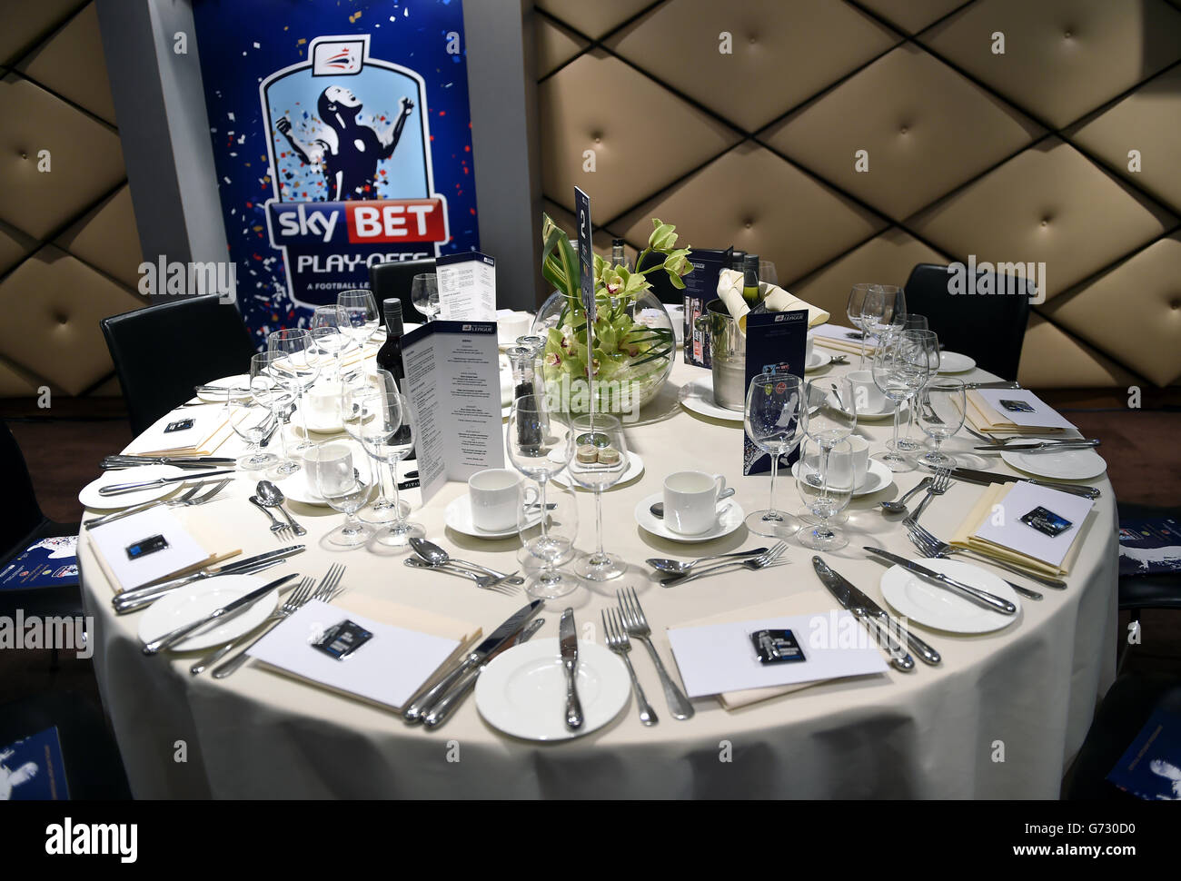 Football stadium hospitality hi-res stock photography and images - Alamy