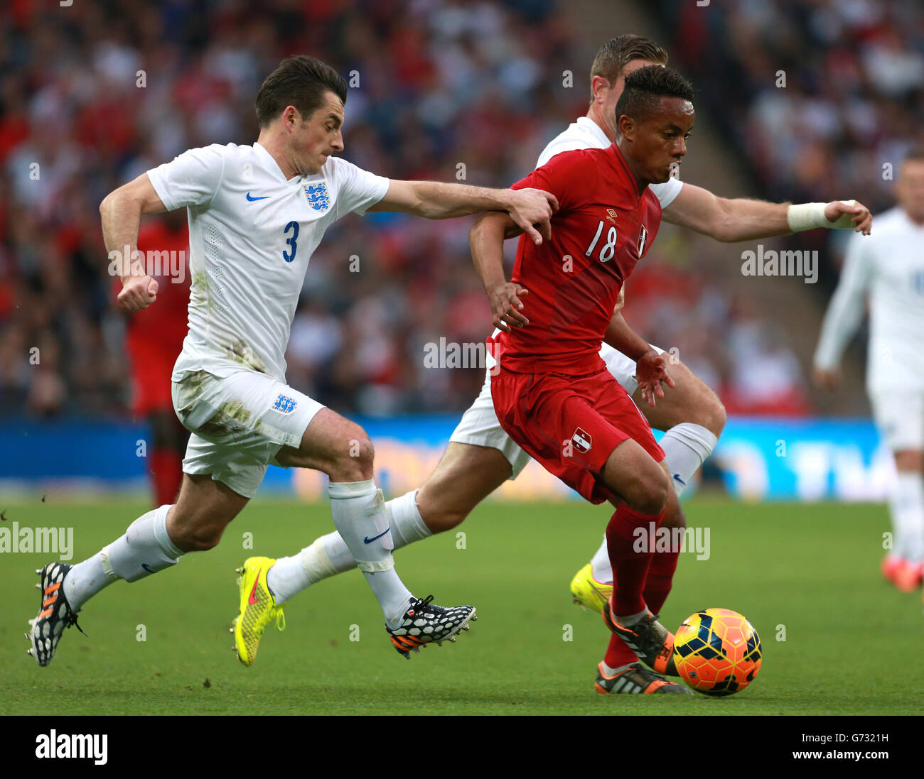 Ball full length jordan henderson hi-res stock photography and images ...