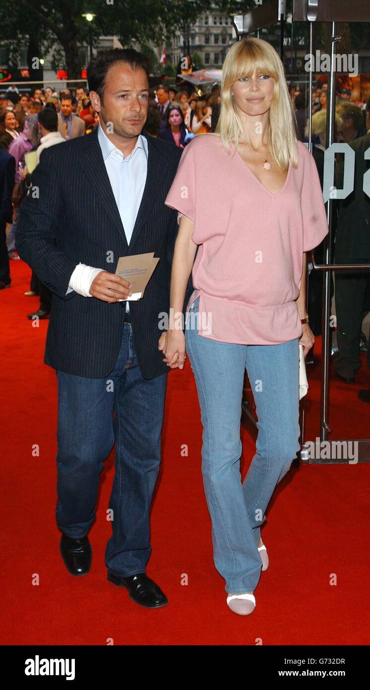 Claudia Schiffer Spider-Man 2 premiere Stock Photo - Alamy