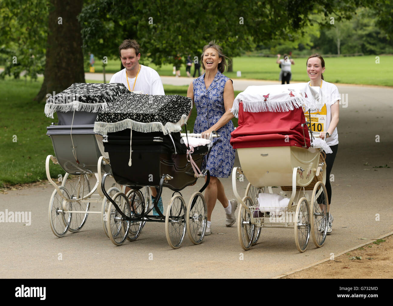 Cystic Fibrosis Trust fun run - London Stock Photo - Alamy