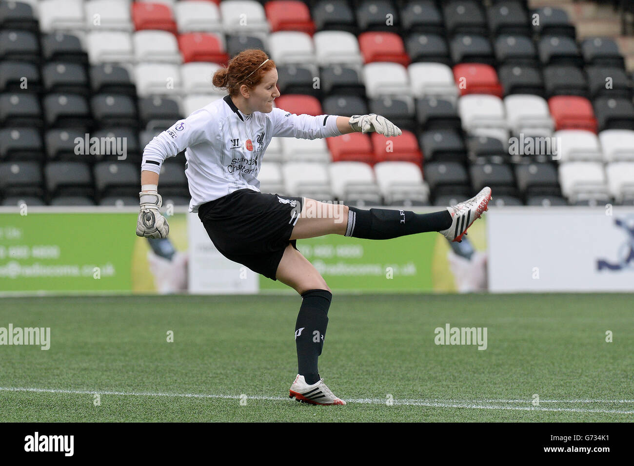 Goalkeeper danielle gibbons hi-res stock photography and images - Alamy