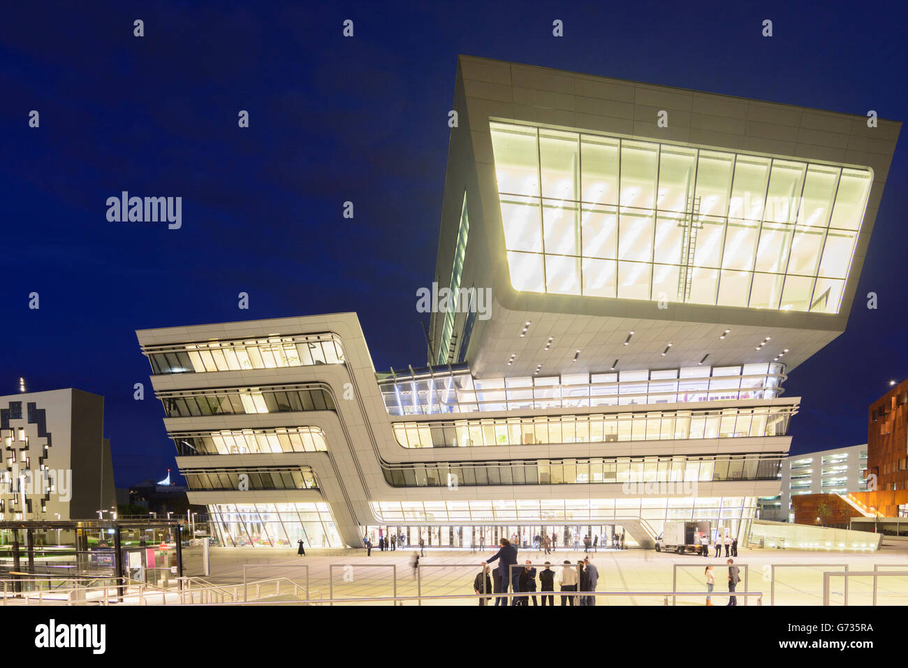 Campus WU Vienna University of Economics : Library & Learning Center ...