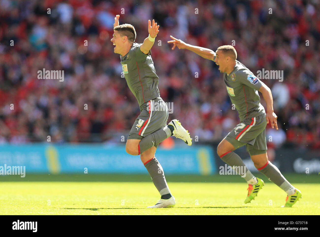 Rotherham united alex revell hi-res stock photography and images - Alamy