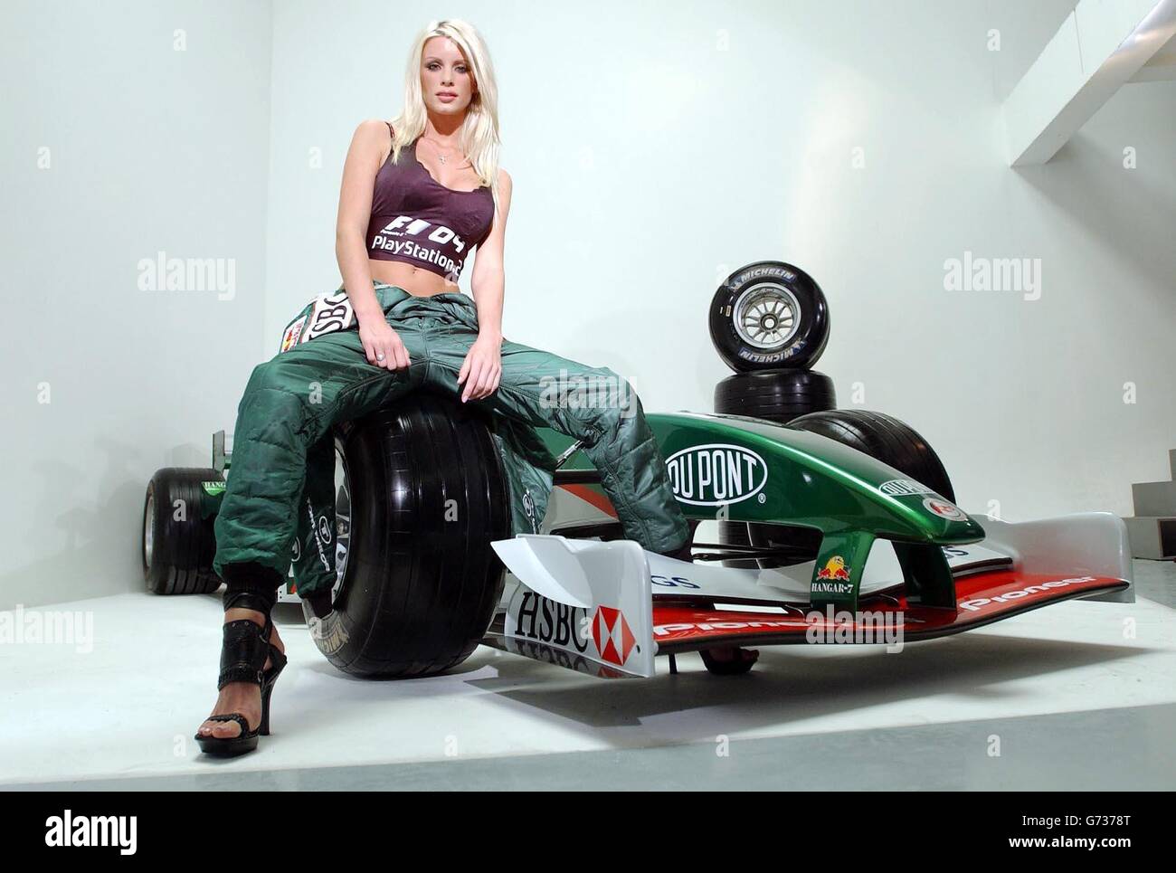 Emma B Playstation 2 Formula One 04 Stock Photo - Alamy