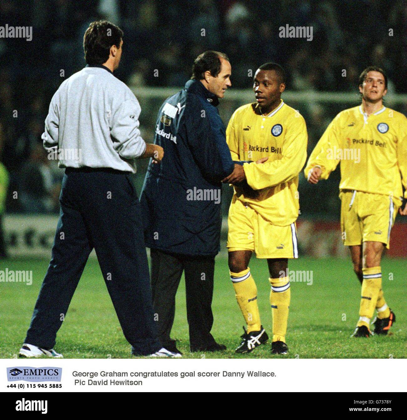 Coca cola cup darlington v leeds hi-res stock photography and images ...