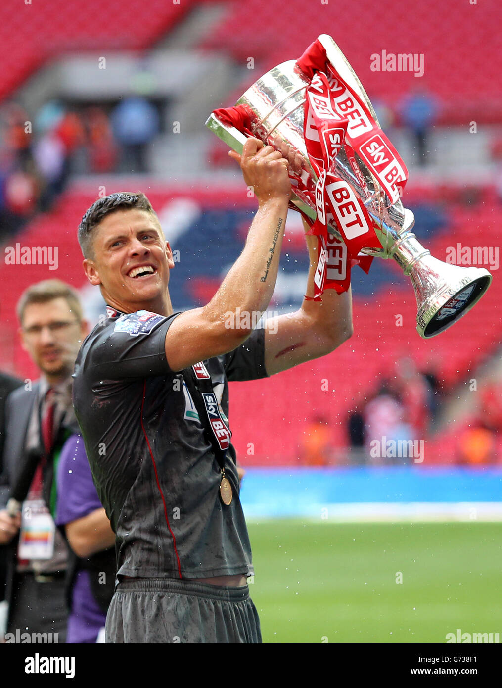 Rotherham united alex revell hi-res stock photography and images - Alamy