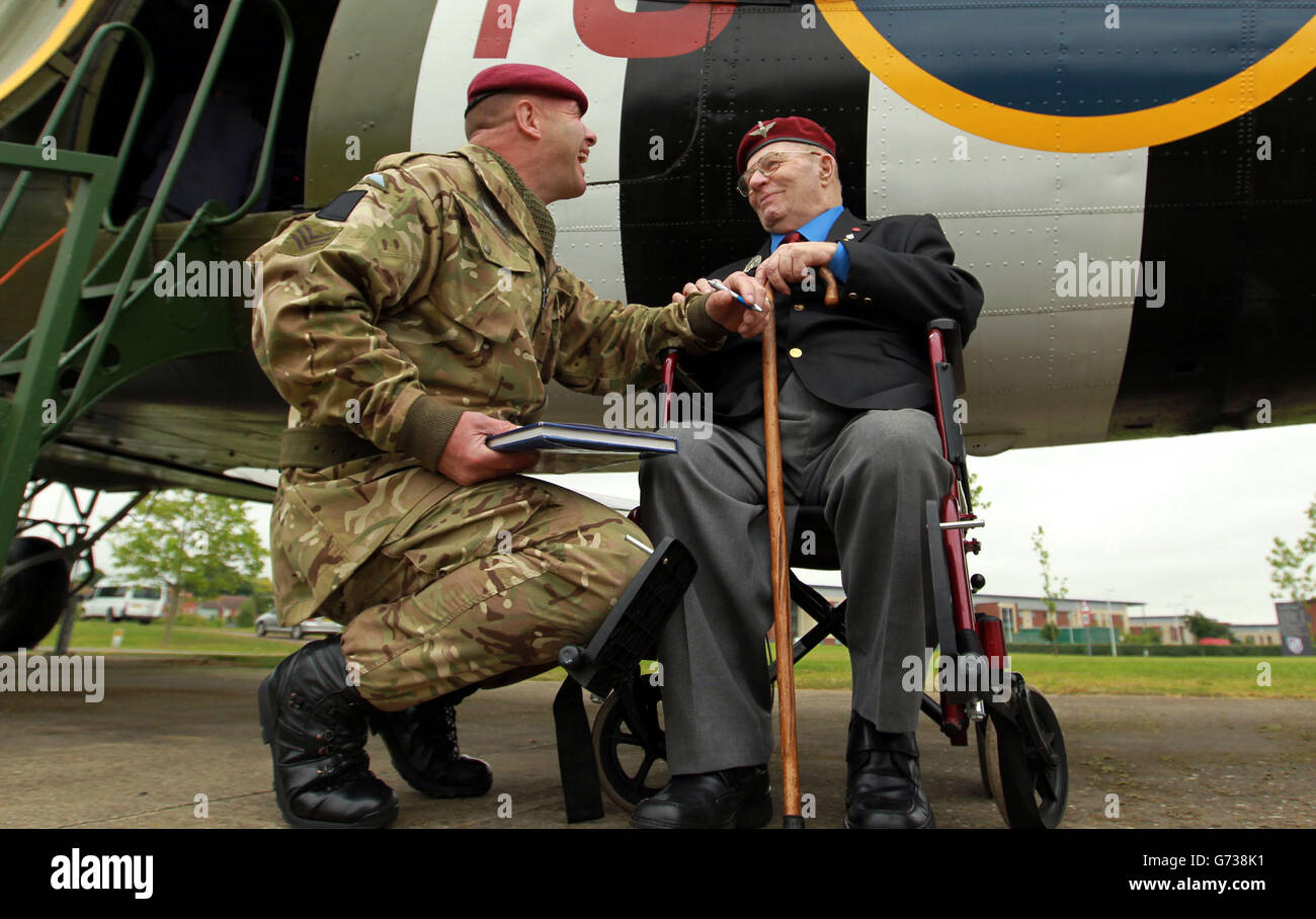 Veterans visit 16 air assault brigade hi-res stock photography and ...