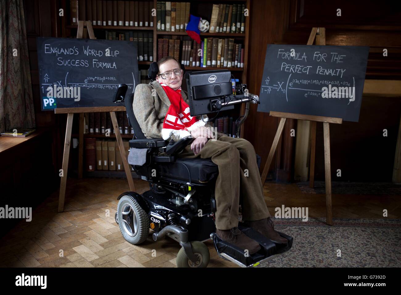 Professor Stephen Hawking unveils a new scientific formula to predict ...