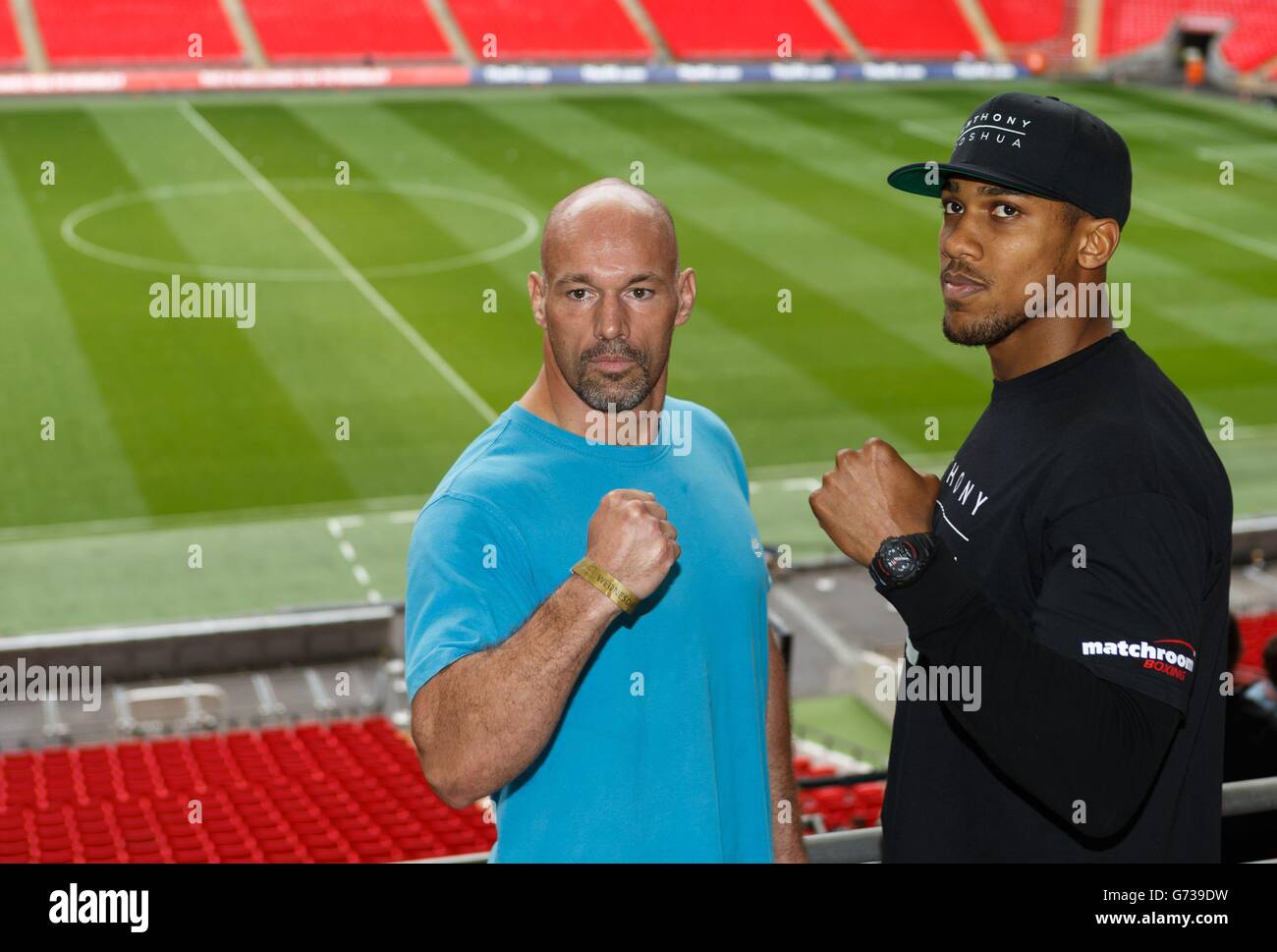 Boxing undercard wembley stadium hi-res stock photography and images ...