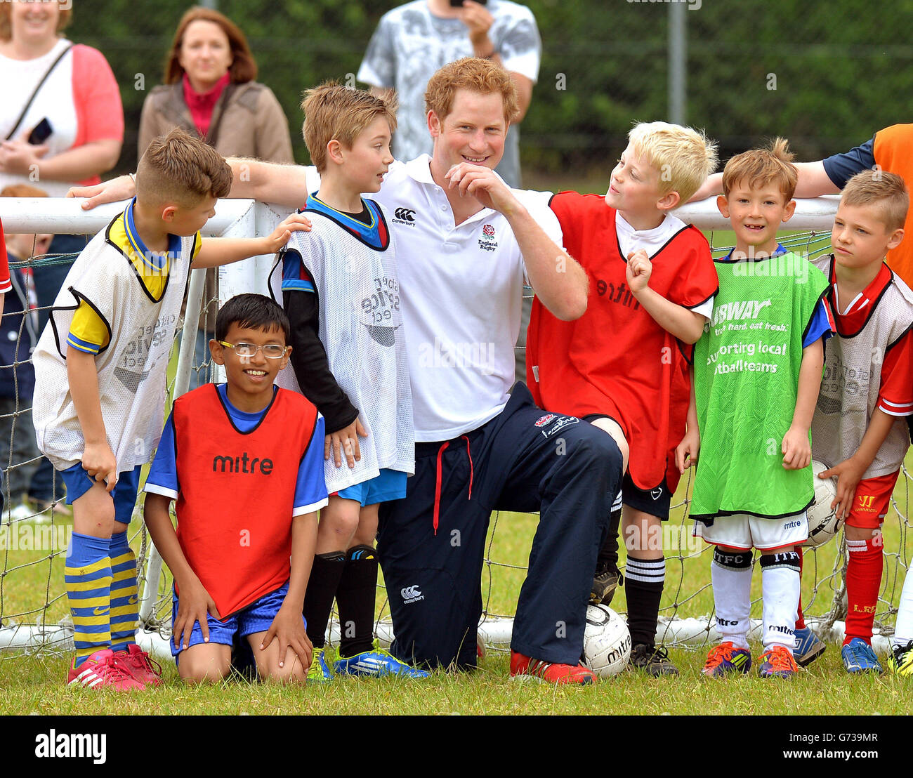 Boys in short hi-res stock photography and images - Alamy