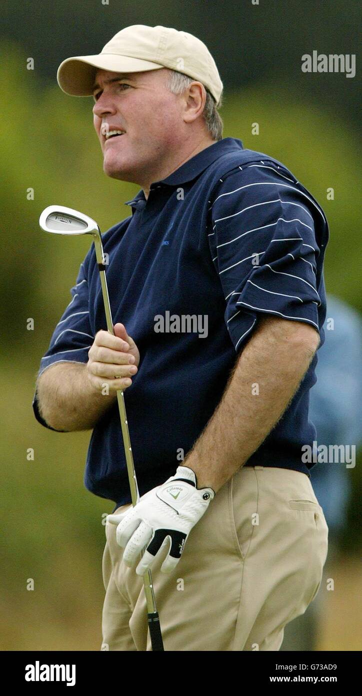 Sport golf action ronan rafferty hi-res stock photography and images ...