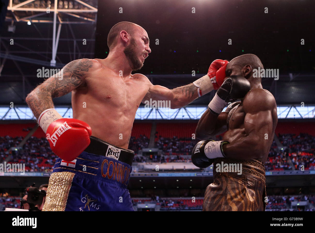 Boxing undercard wembley stadium hi-res stock photography and images ...