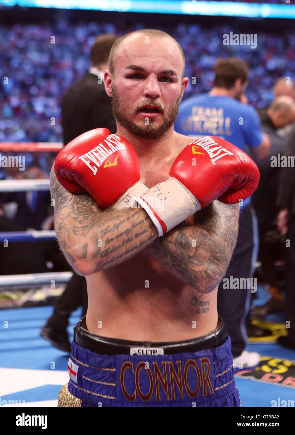 Kevin Mitchell celebrates defeating Ghislain Maduma in their ...