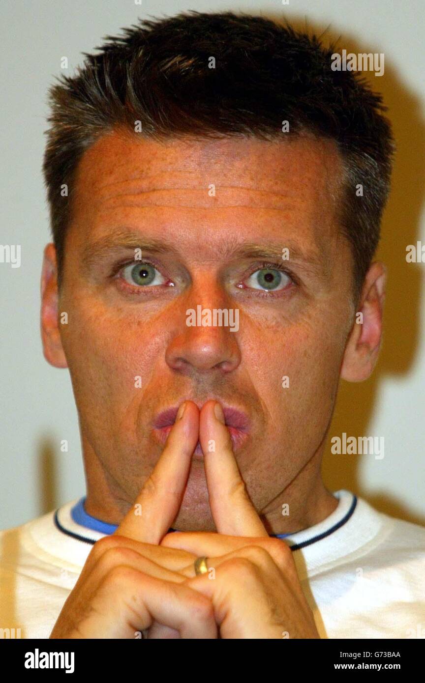 Sport athletics steve backley hi-res stock photography and images - Alamy