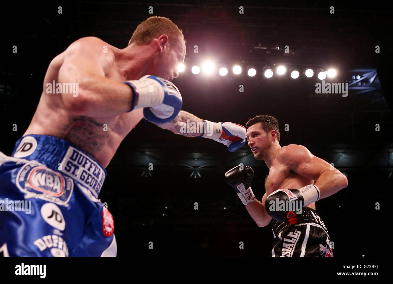 Ibf and wba world super middleweight title hi-res stock photography and ...