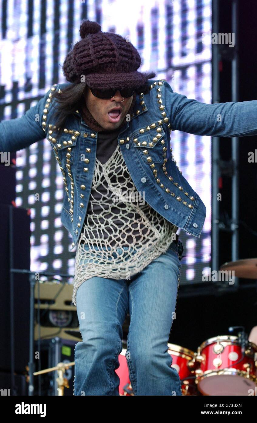 Singer Lenny Kravitz performs onstage during the Capital Radio Party In ...