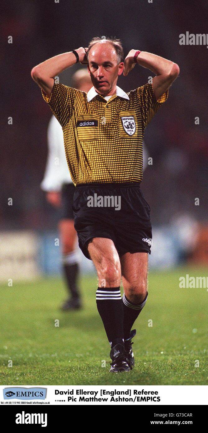 David elleray hi-res stock photography and images - Alamy