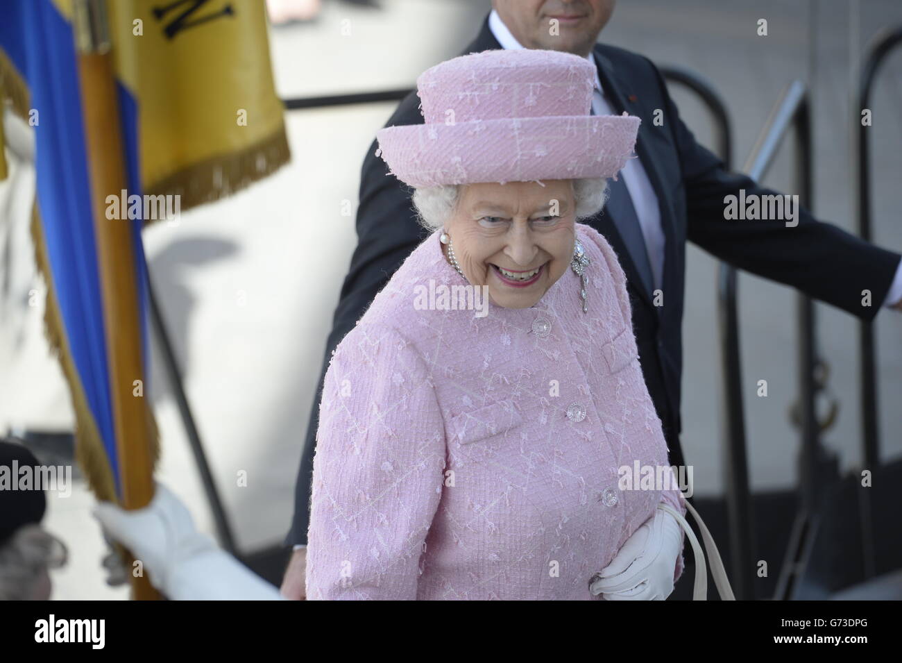 Queen Elizabeth II at the Arc de Triomphe, Paris, during a State visit ...
