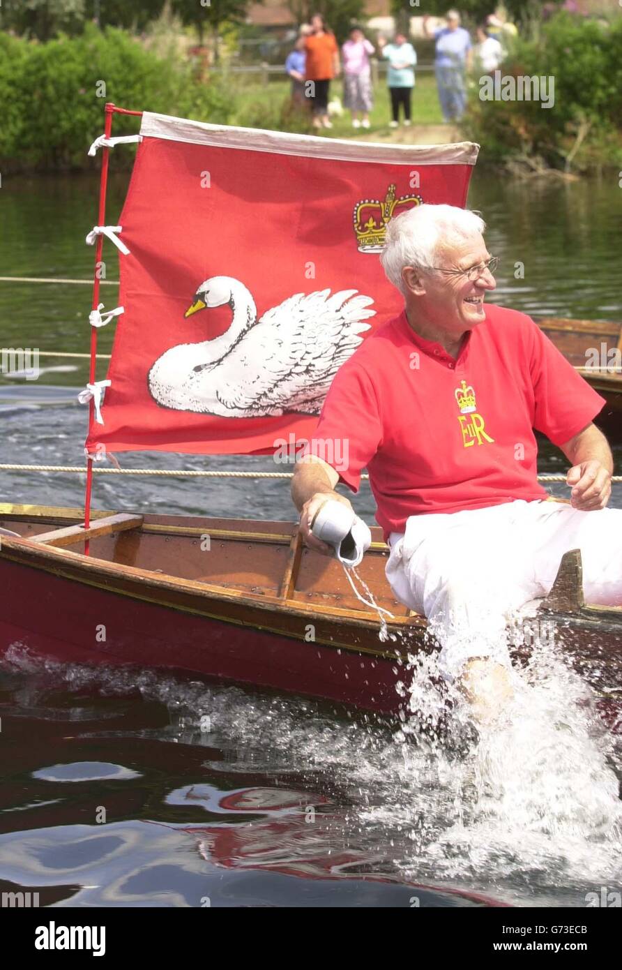 Customs and traditions swan upping hi-res stock photography and images ...