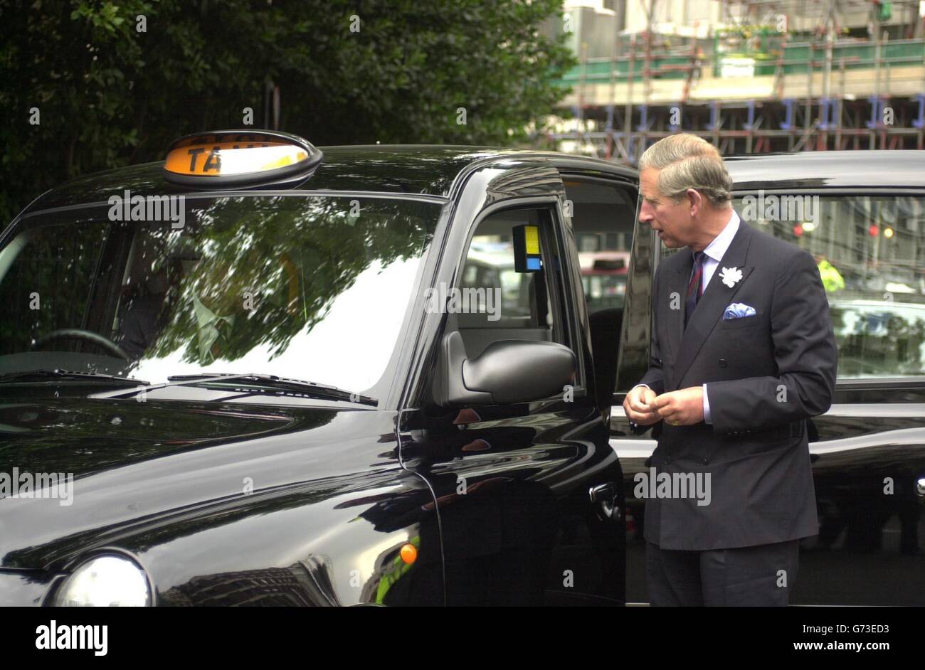 Drivers cab 2 hi-res stock photography and images - Alamy