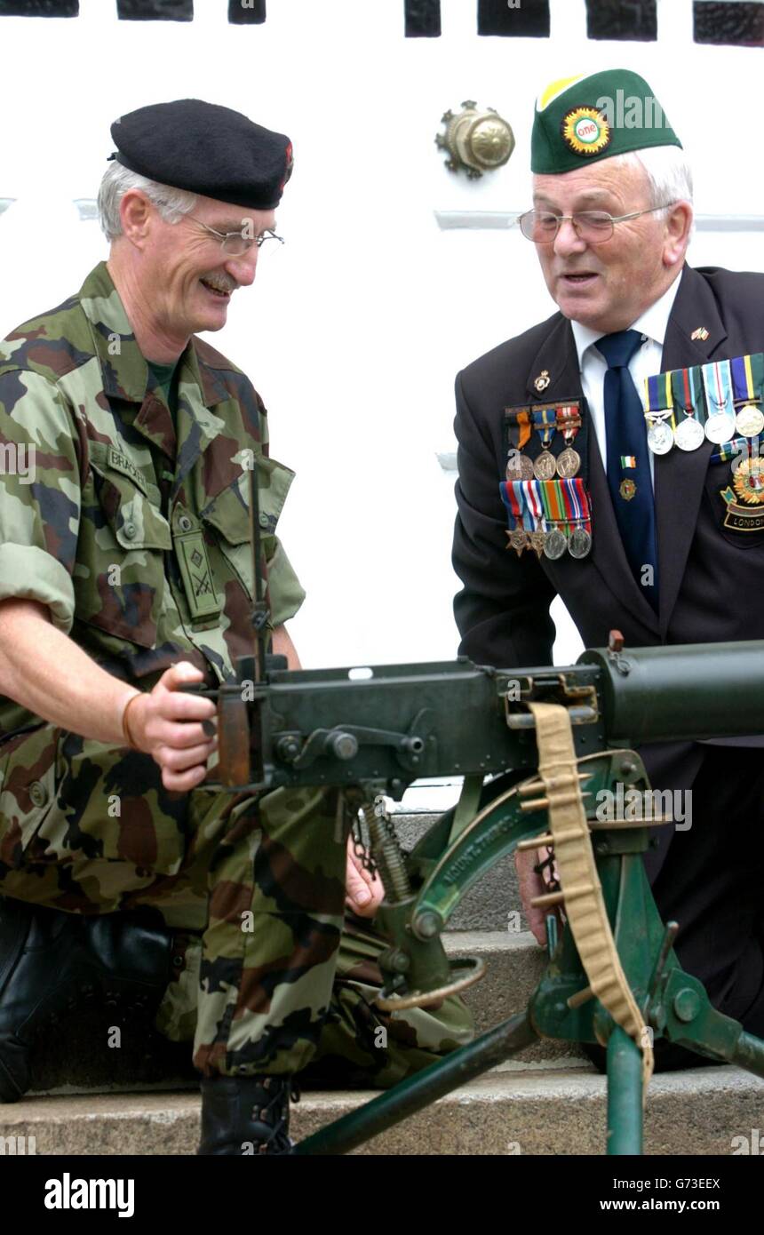 Mr Edward Bell 1894 machine gun Stock Photo - Alamy