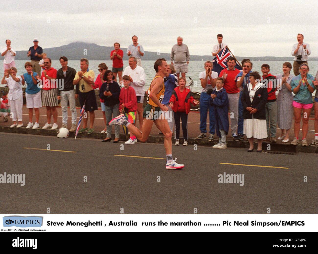 Athletics - Commonwealth Games - Auckland -1990. Steve Moneghetti ...