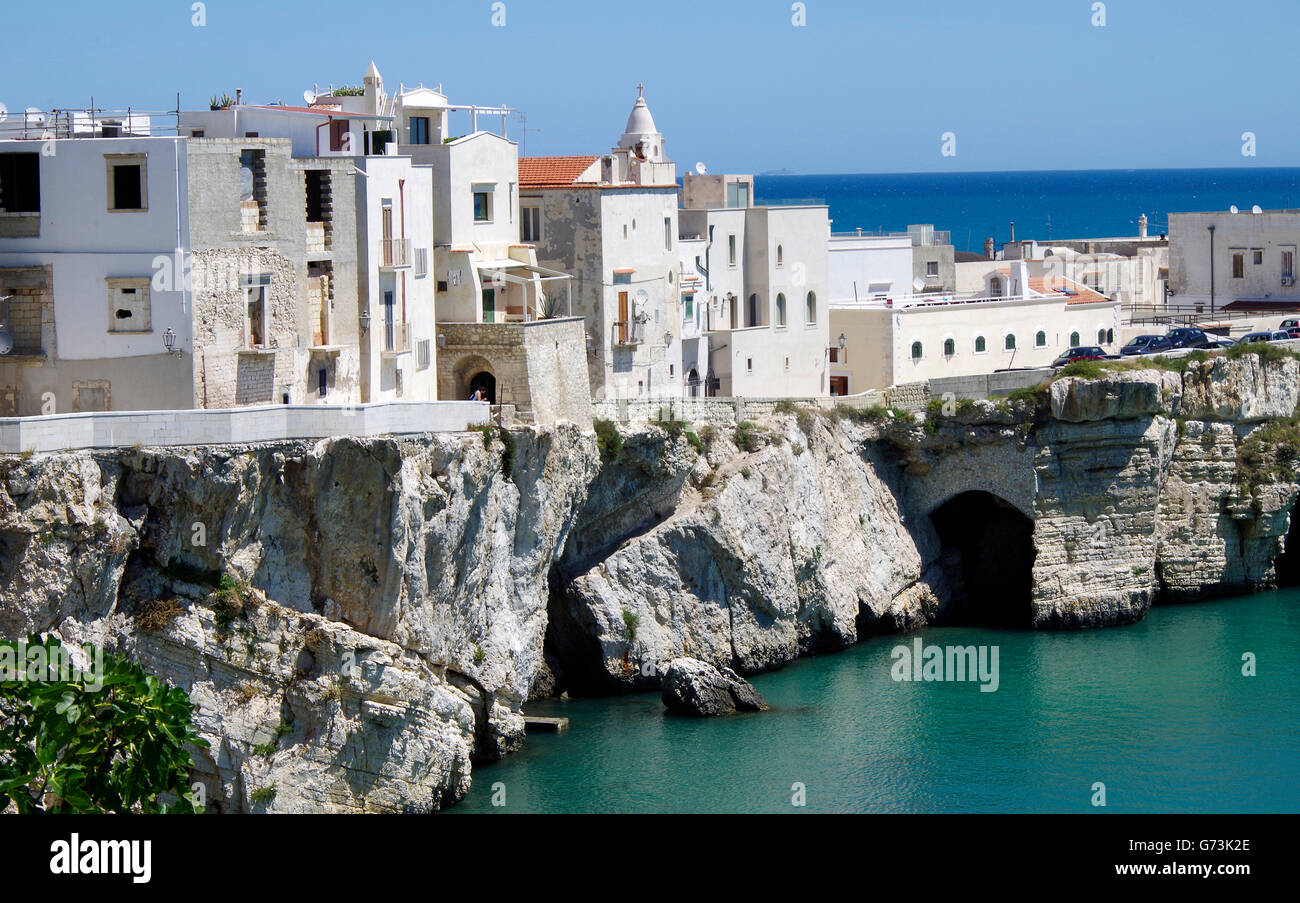 Vieste Apulia, S Italy, the town on its promontory Stock Photo - Alamy