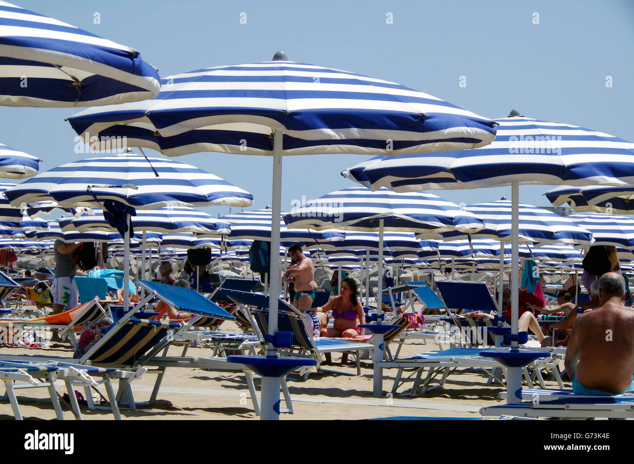 Beach Umbrellas Italy Stock Photos & Beach Umbrellas Italy Stock Images ...