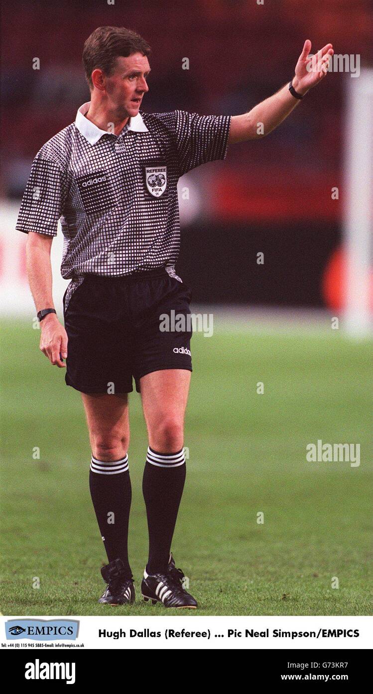 Soccer - Friendly - Holland v Brazil. Referee Hugh Dallas, Scotland ...