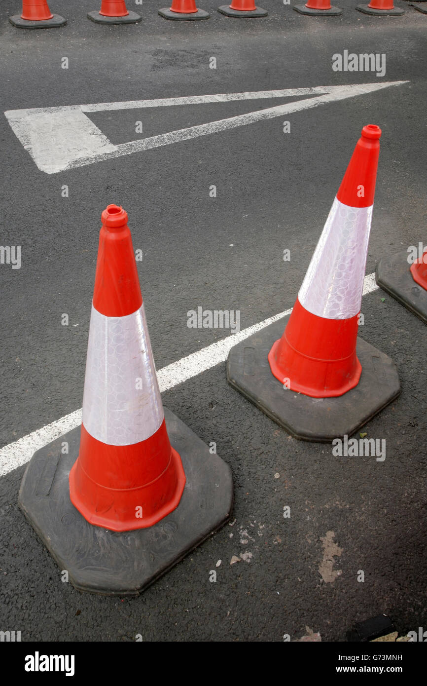 Road cones at section of roadworks Stock Photo - Alamy
