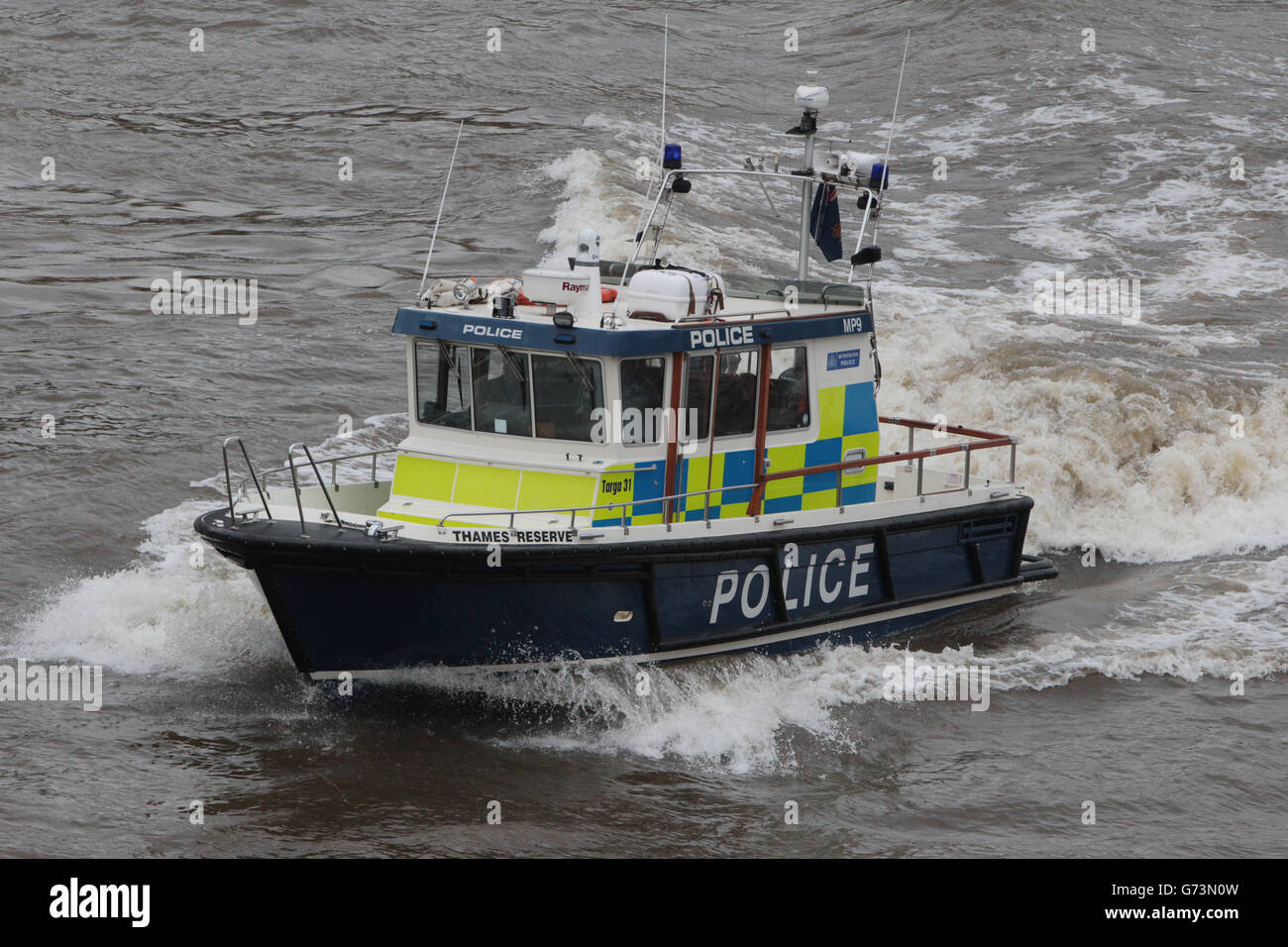 Metropolitan police boat hi-res stock photography and images - Alamy
