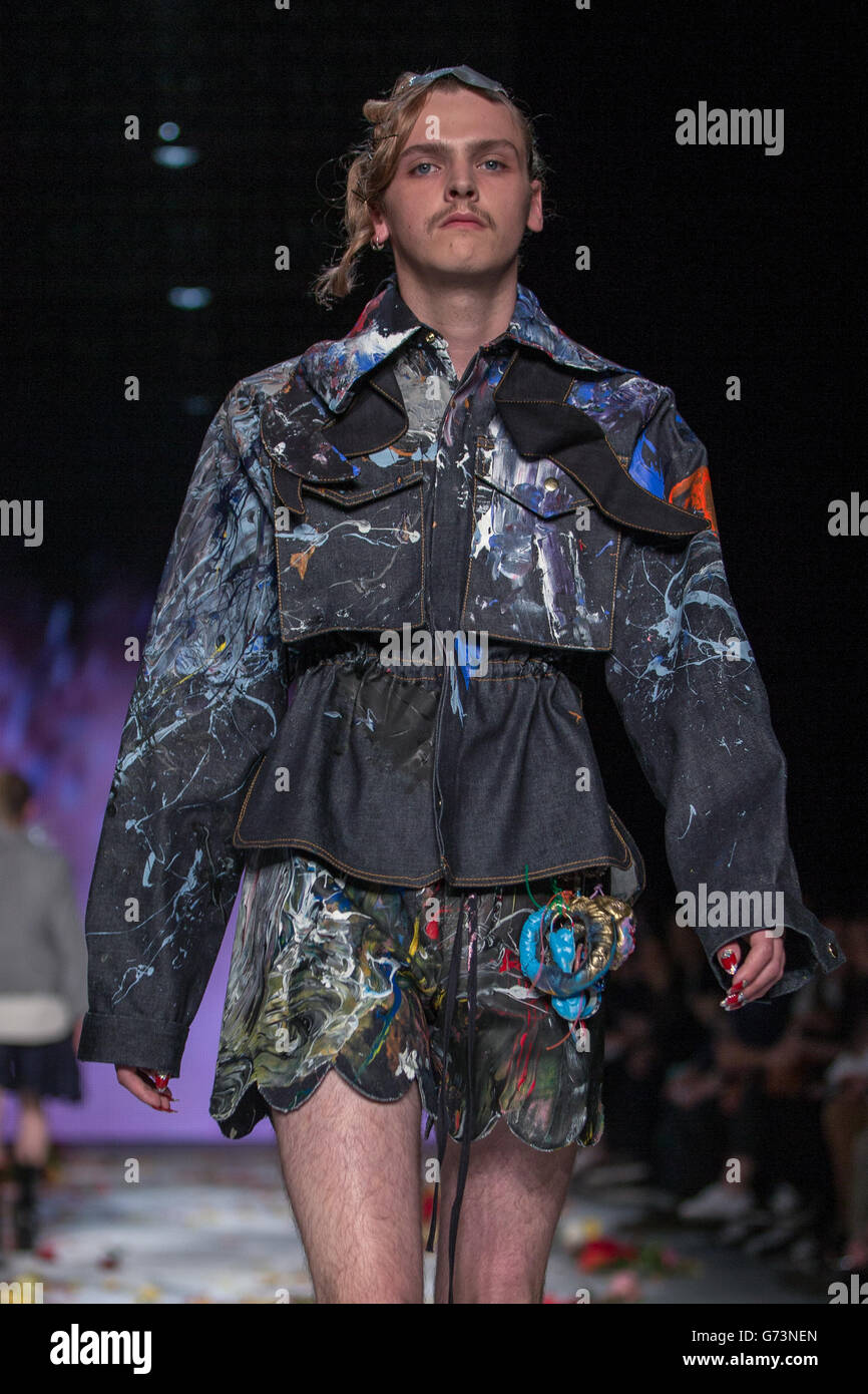 Charles jeffrey loverboy catwalk show hi-res stock photography and ...