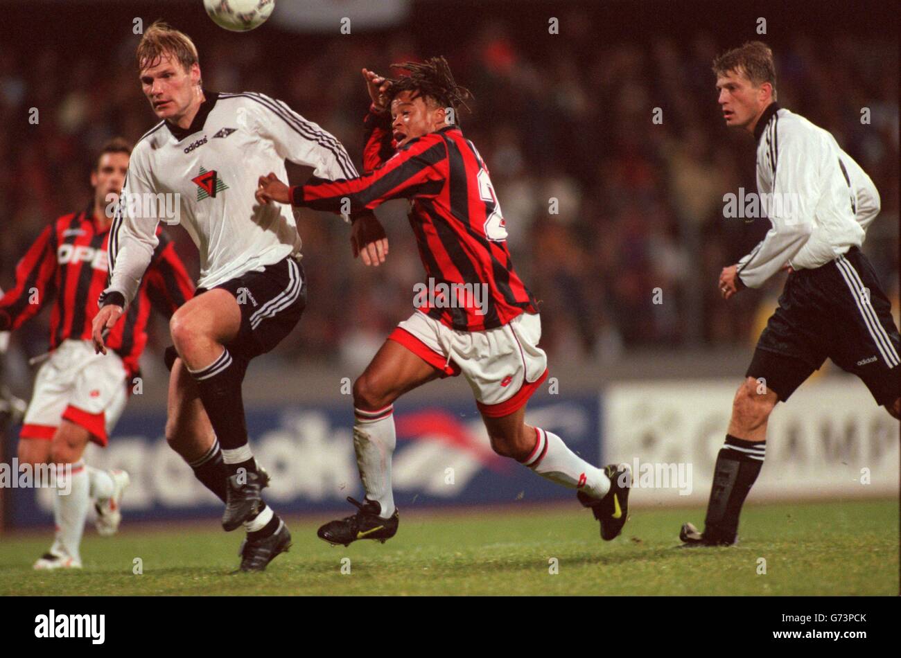 Edgar davids of ac milan hi-res stock photography and images - Alamy