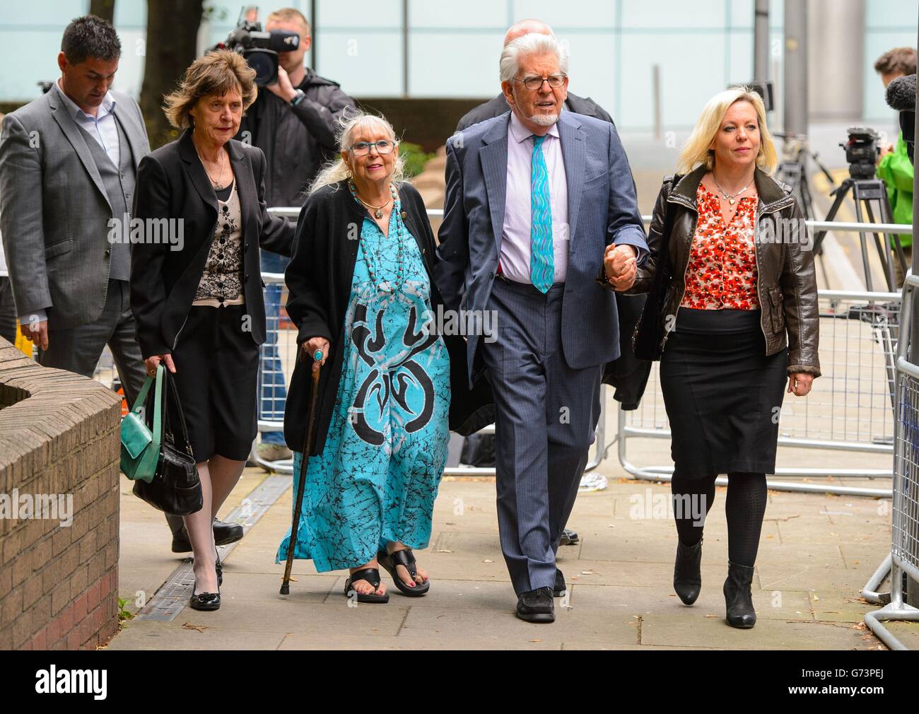 Veteran entertainer rolf harris arriving with daughter bindi left hi ...