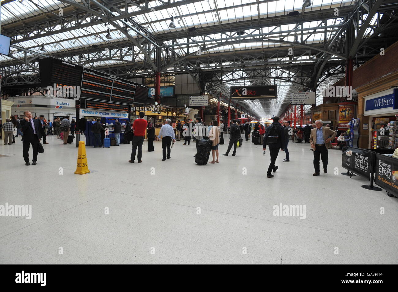 A general view marylebone station hi-res stock photography and images ...