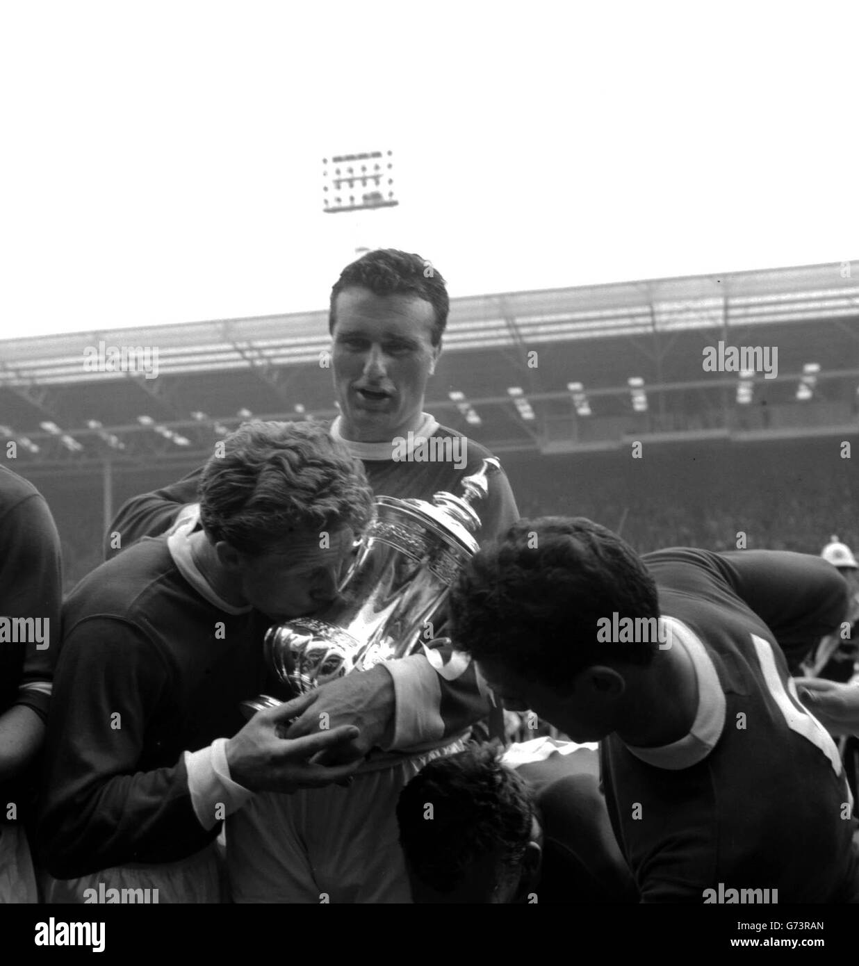 Manchester united bill foulkes wembley hi-res stock photography and ...