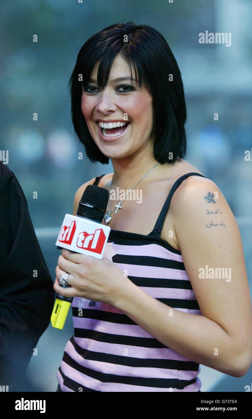 Singer Kym Ryder during her guest appearance on MTV's TRL - Total ...