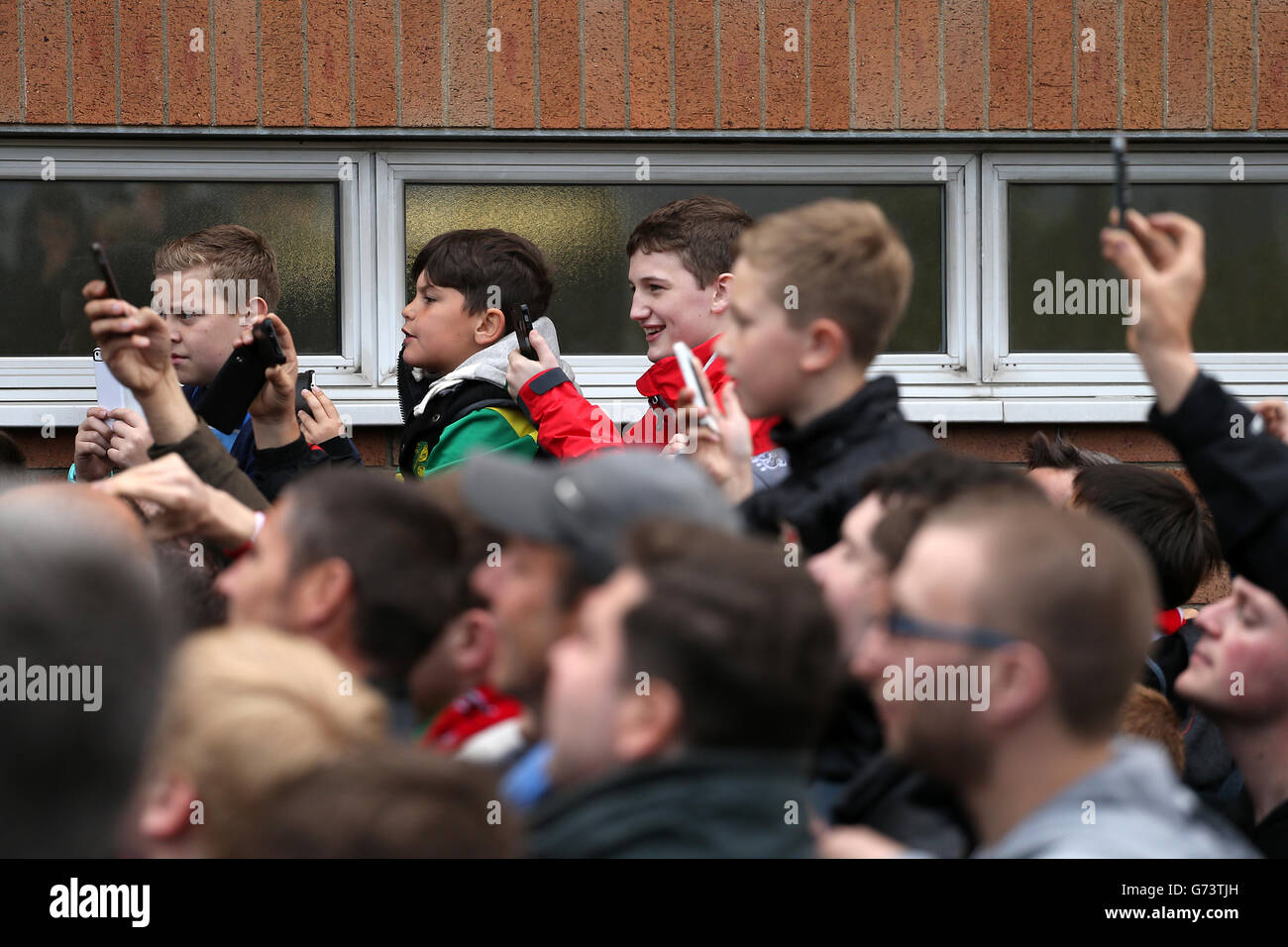 Soccer - Barclays Premier League - Norwich City v Liverpool - Carrow ...