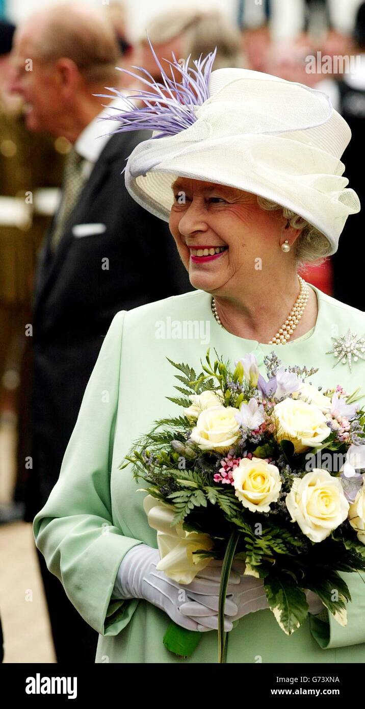 Queen Elizabeth II visits Dorset Stock Photo - Alamy