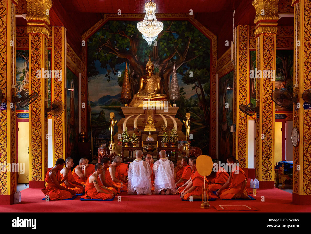 Monk ordination ceremony hi-res stock photography and images - Alamy