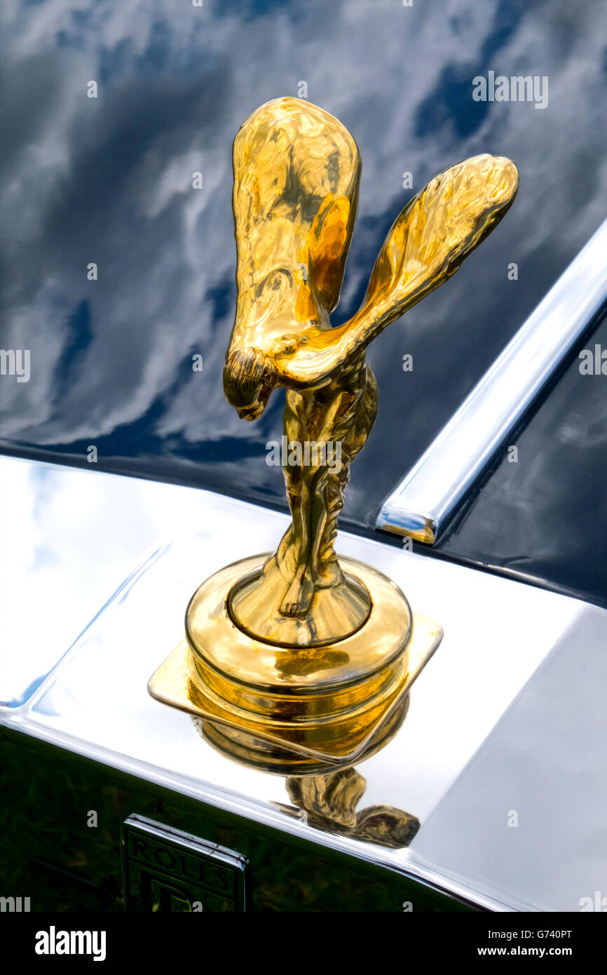 Golden Rolls Royce Silver Lady Mascot Stock Photo - Alamy