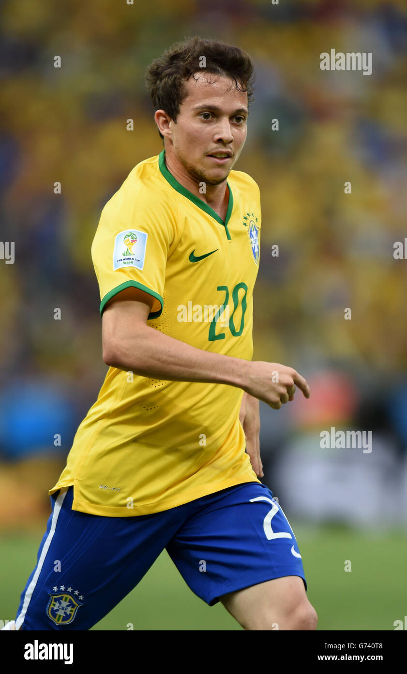 Soccer - FIFA World Cup 2014 - Group A - Brazil v Mexico - Estadio ...