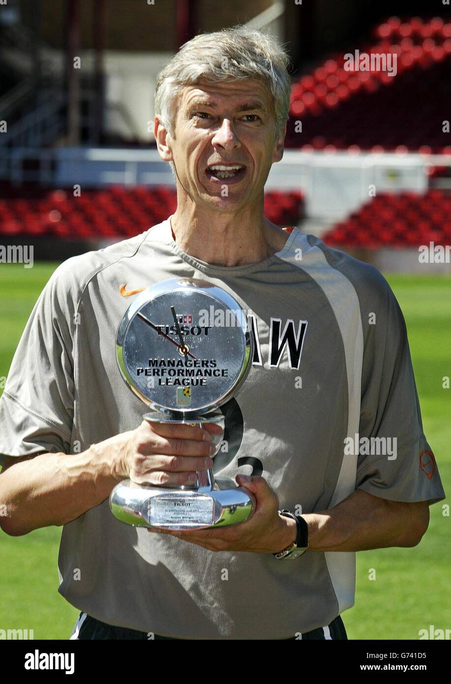 Arsenal managers hi-res stock photography and images - Alamy