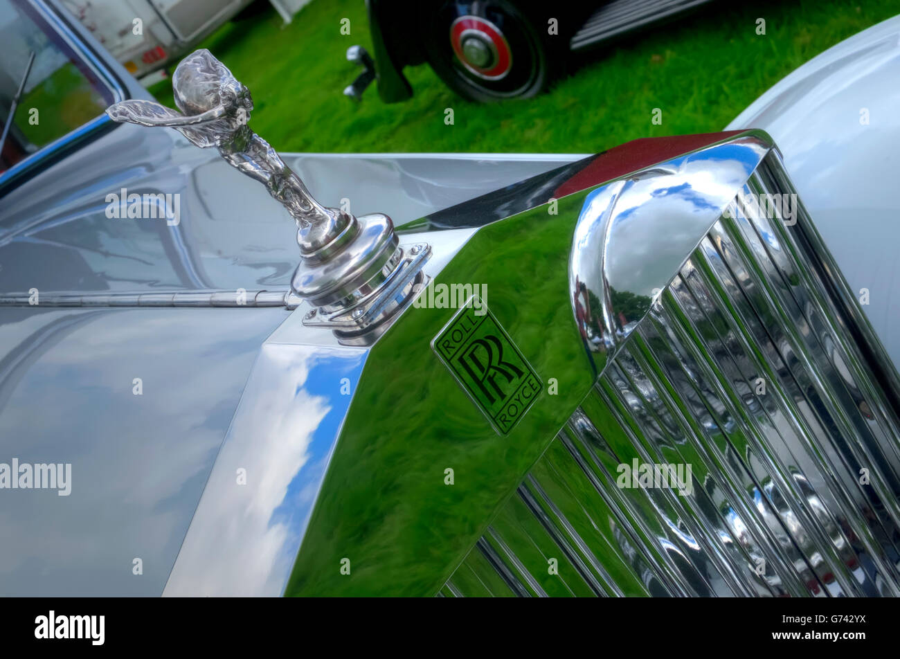 Rolls Royce Silver Lady Mascot Stock Photo - Alamy