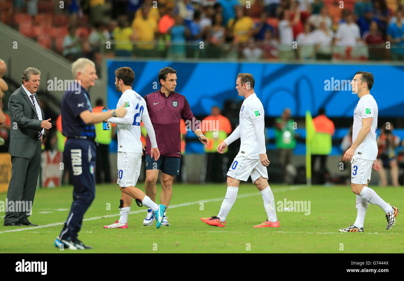 England's Wayne Rooney (centre), Adam Lallana (left) and Leighton ...