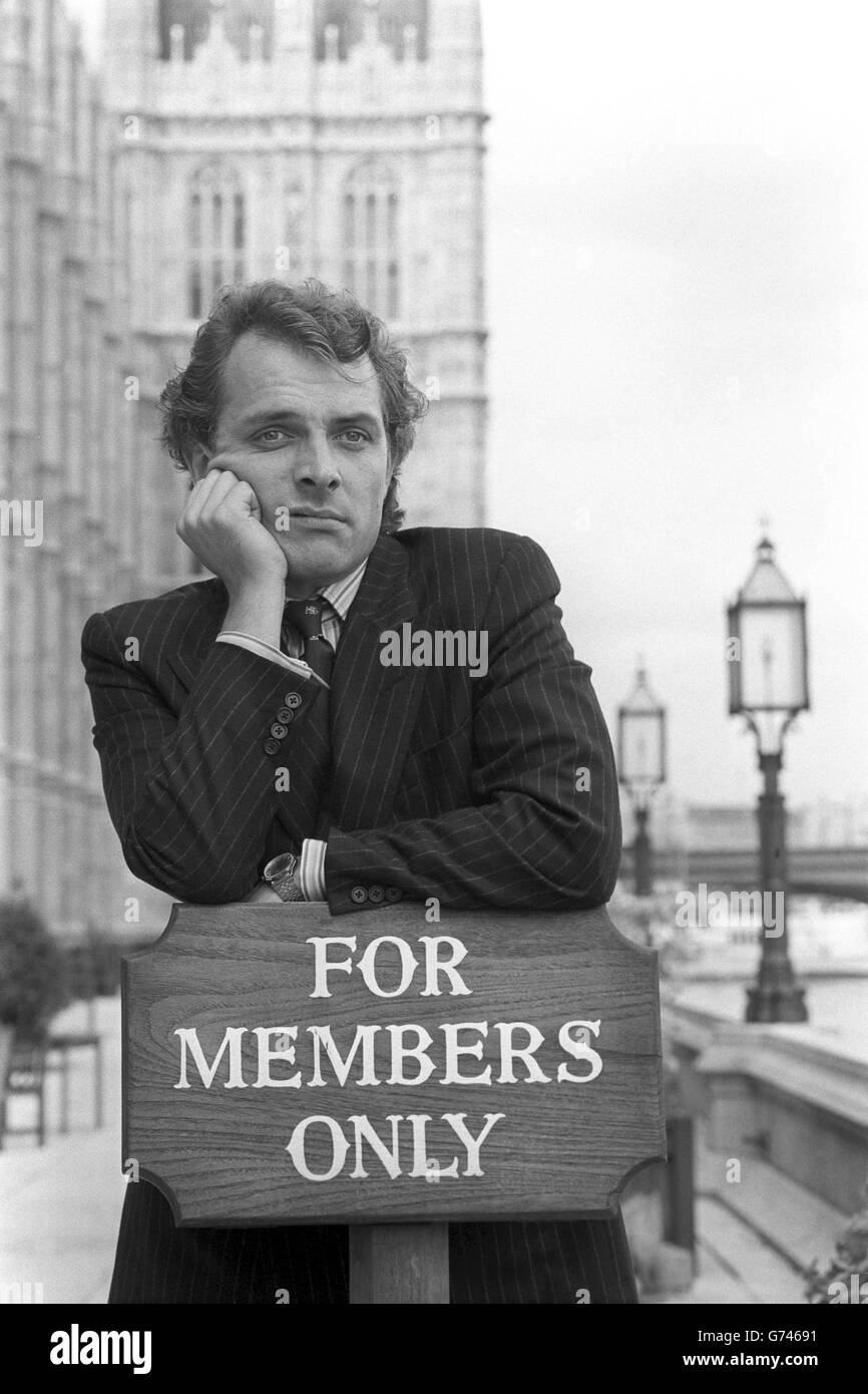 Rik mayall the new statesman hi-res stock photography and images - Alamy