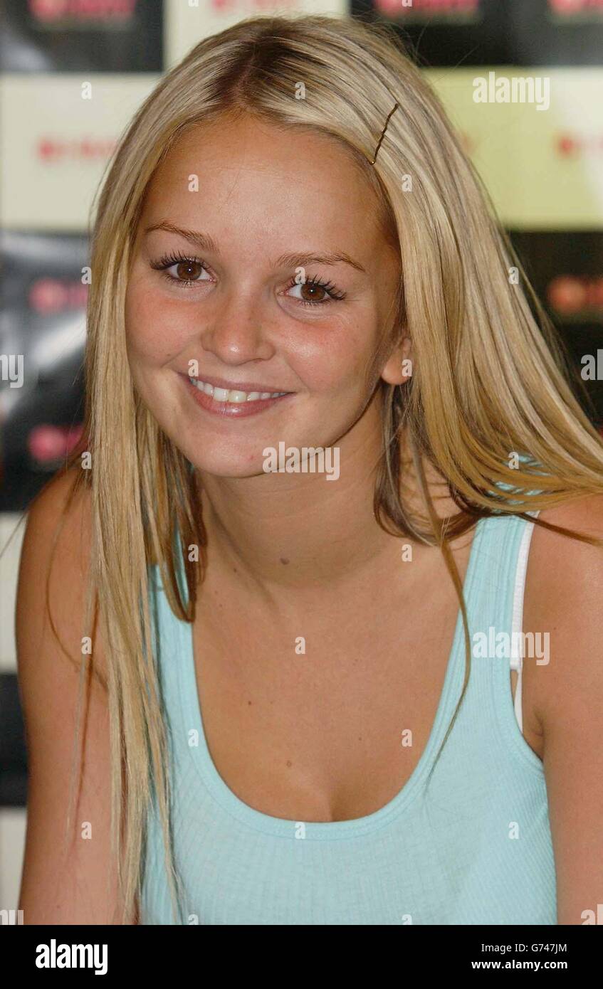 Jennifer Ellison at HMV in Croydon Stock Photo - Alamy