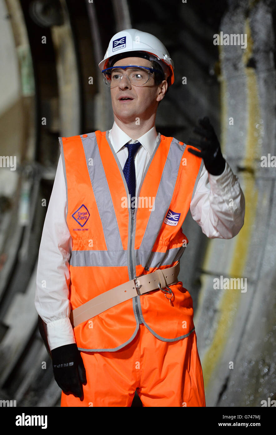 Osborne cross rail crossrail ampics hi-res stock photography and images ...
